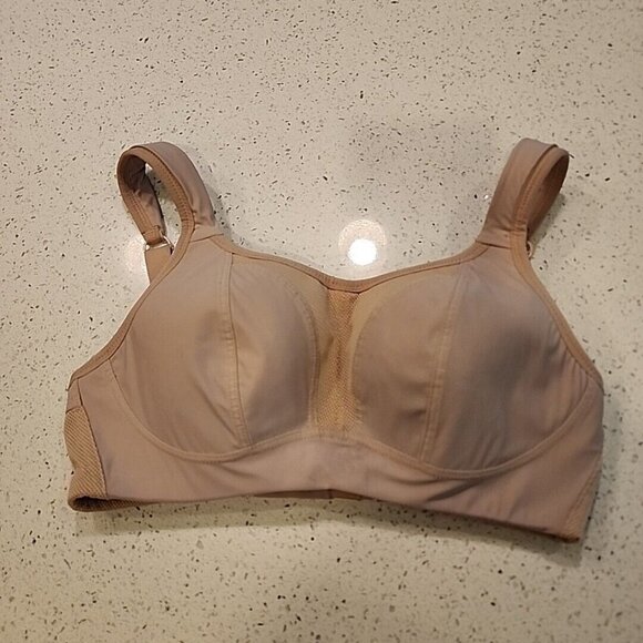 Panache | Intimates & Sleepwear | Panache Sports Bra 3d Nude Underwire ...